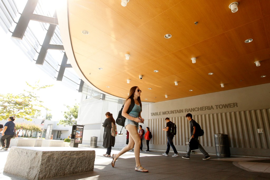 10 things You Should Know About the Henry Madden Library – Fresno State ...