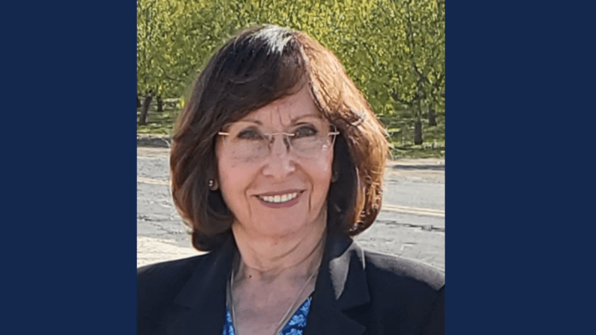 Honoring the Retirement of María Peña – Fresno State Library News